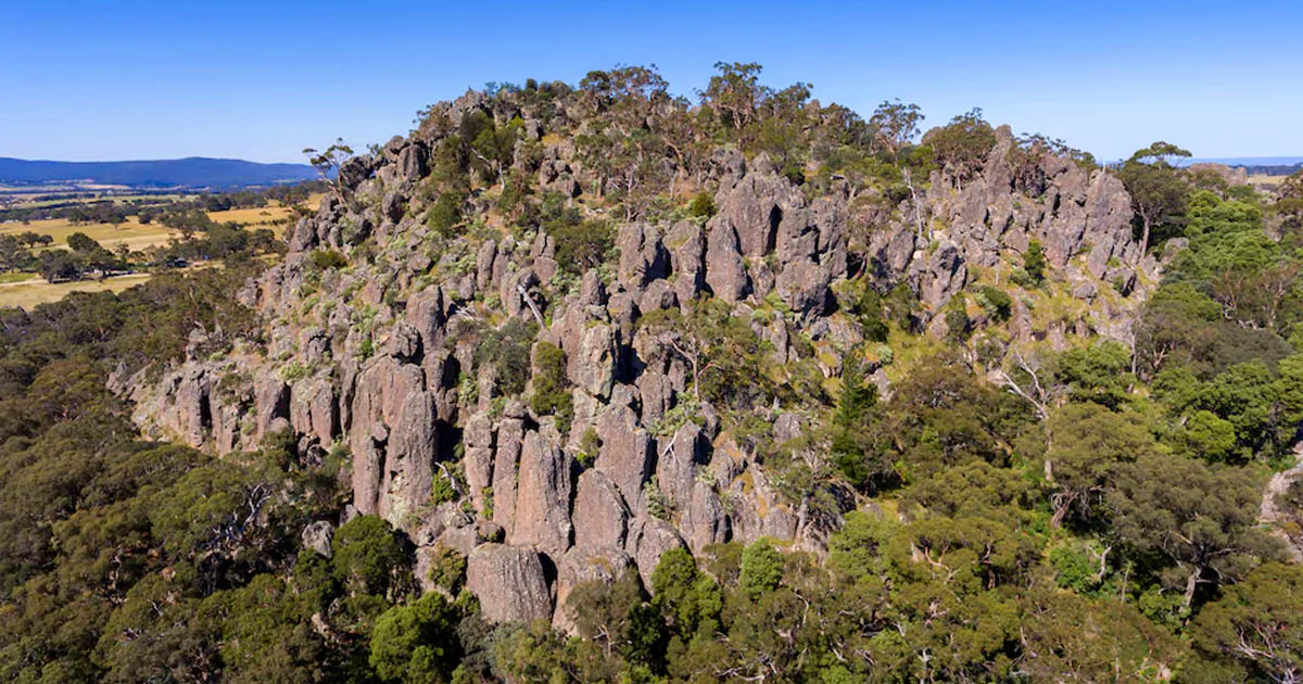 Hanging Rock - Deadly Story